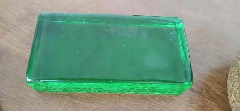 No See Through Colored Glass Blocks Solid Crystal Bricks For Privacy ...