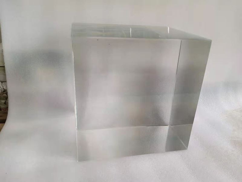 Large size Art Decoration sculptural Cast Glass Cubes