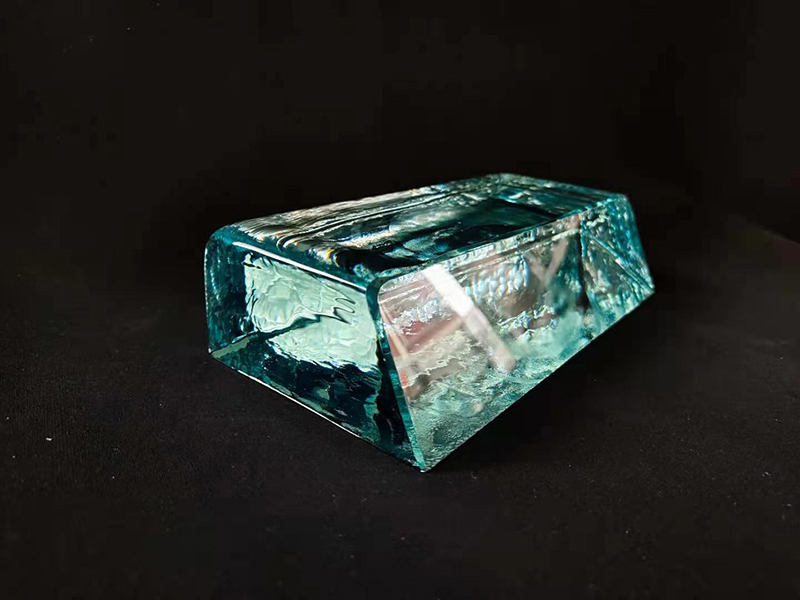 sea blue casting glass blocks for modern aquarium swimming pool decoration