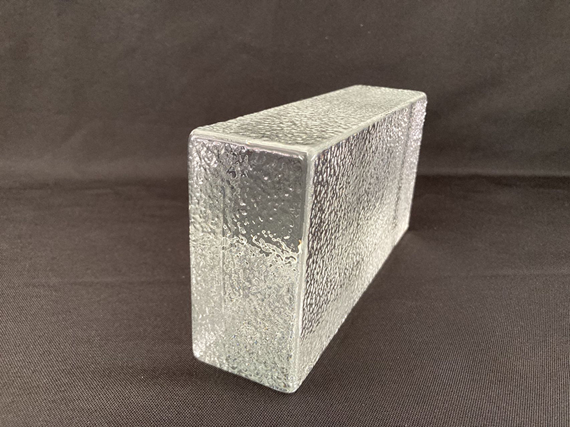 Straight Corner European Style Custom Pattern Solid Glass Bricks For ...