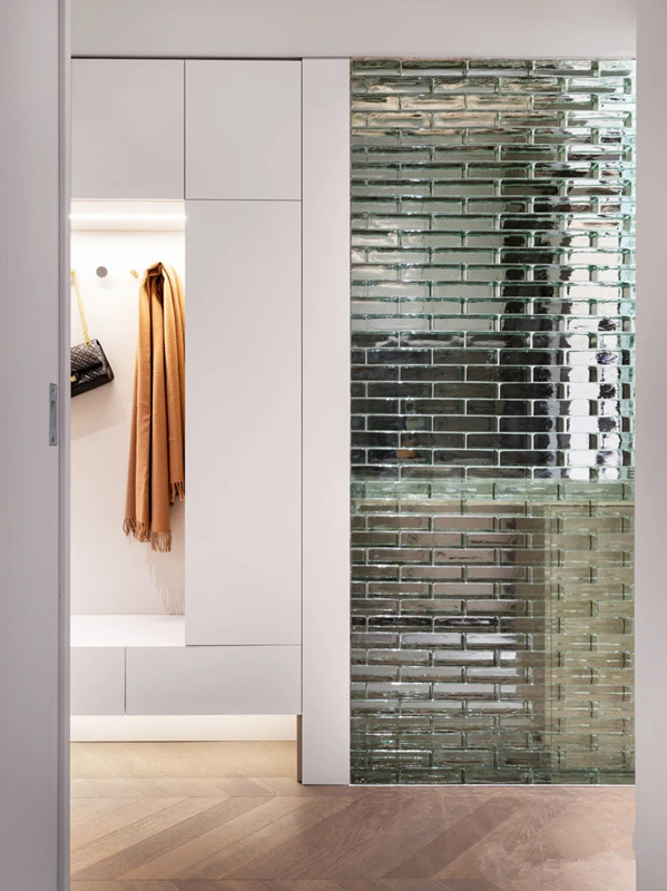 Solid glass briks for house interior wall decor design