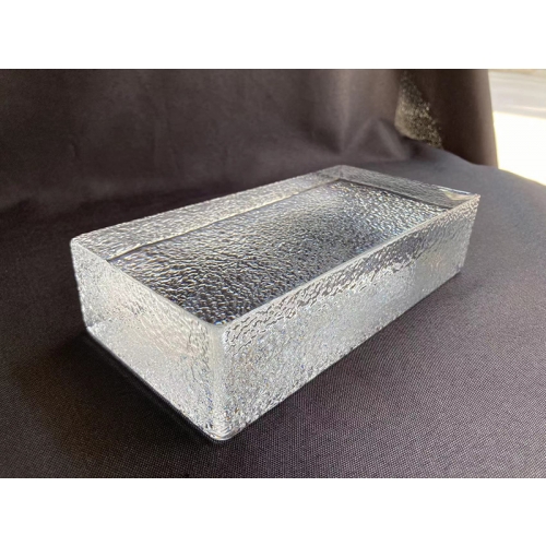 Solid glass bricks